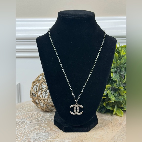 Jewelry | Chanel Pendent Necklace | Poshmark